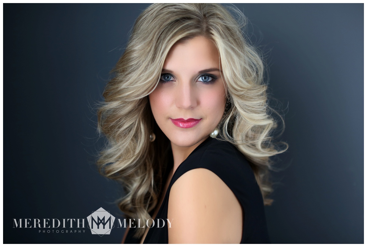 Megan's Glam Portrait Session | Little Rock Portrait Studio - Meredith ...